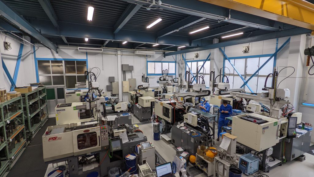 Vol35_HQ injection room | Make your manufacturing technology with our ...